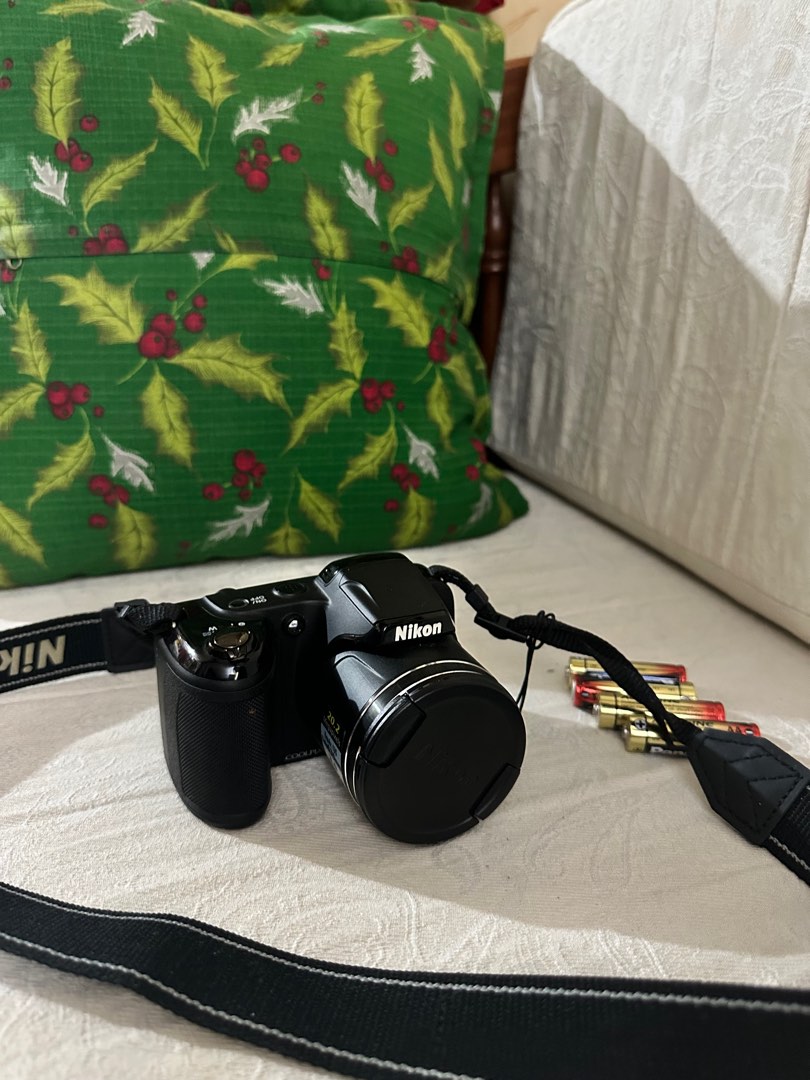 Nikon Coolpix Digicam, Photography, Cameras on Carousell