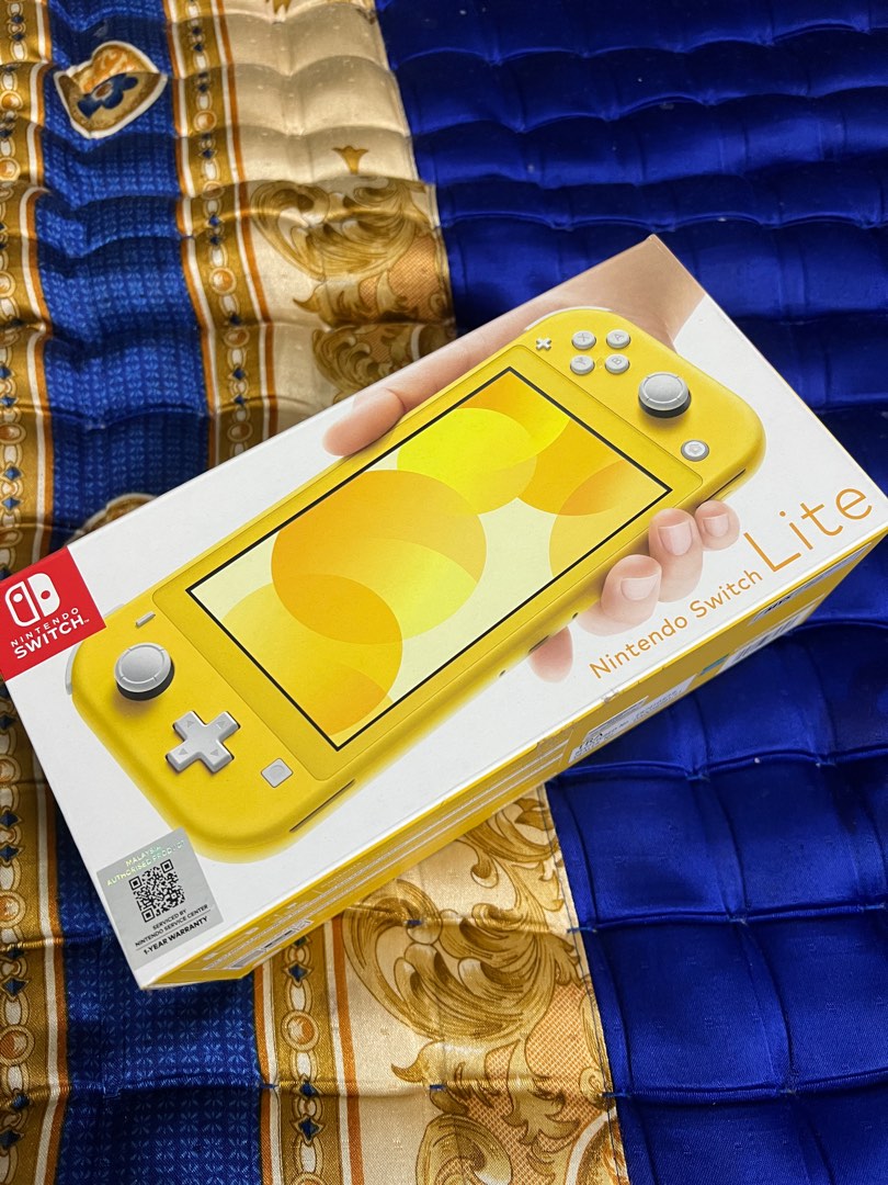 Nintendo Switch Lite Yellow, Video Gaming, Video Game Consoles ...