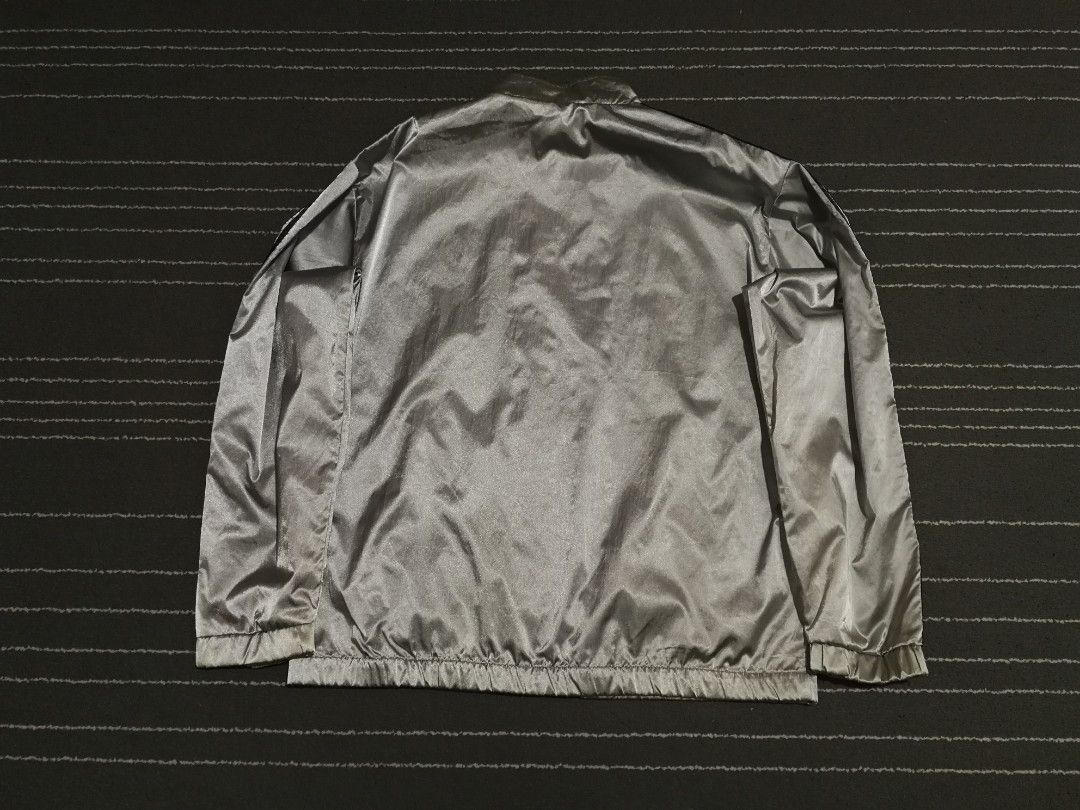 Onitsuka Tiger silver track top XL 1839, Men's Fashion, Tops & Sets ...