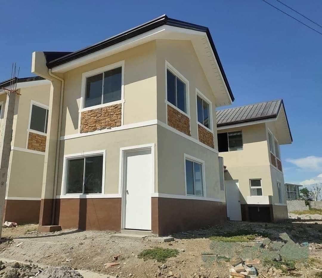 PASALO! Single Attached House For Sale in Palm Residences Tanza ...