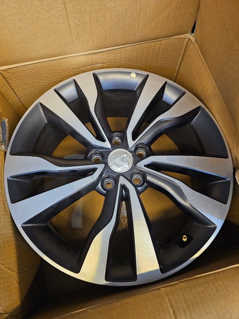 Proton X70 original Sport Rim, Auto Accessories on Carousell