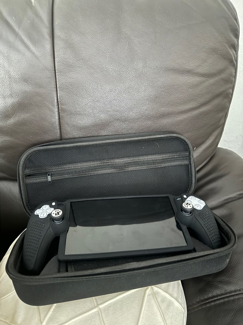 PS PORTAL - with free portal bag ,silicon case and tumb grip, Video ...