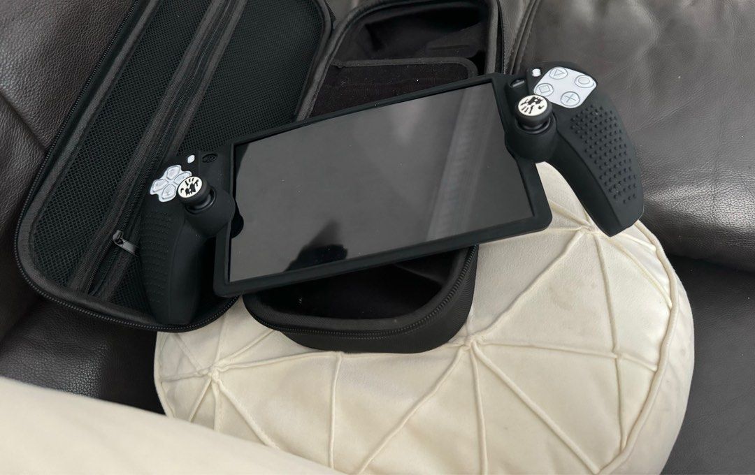 PS PORTAL - with free portal bag ,silicon case and tumb grip, Video ...