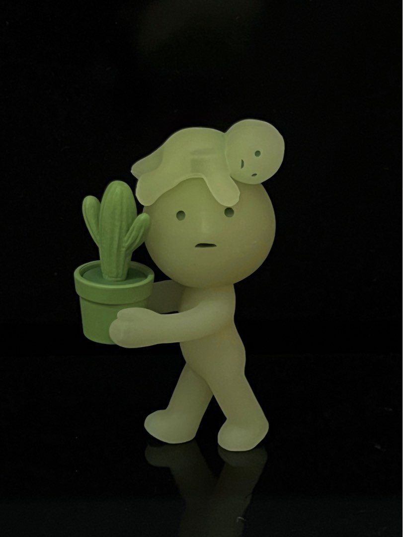 smiski green thumb w/ little hugging - moving series, Hobbies & Toys ...
