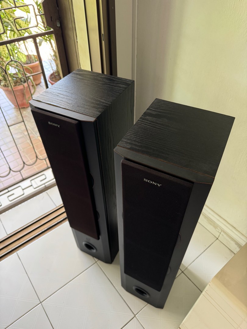 Sony standing speakers SS-X7S, Audio, Soundbars, Speakers & Amplifiers on Carousell