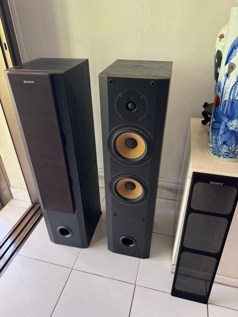 Sony standing speakers SS-X7S, Audio, Soundbars, Speakers & Amplifiers on Carousell