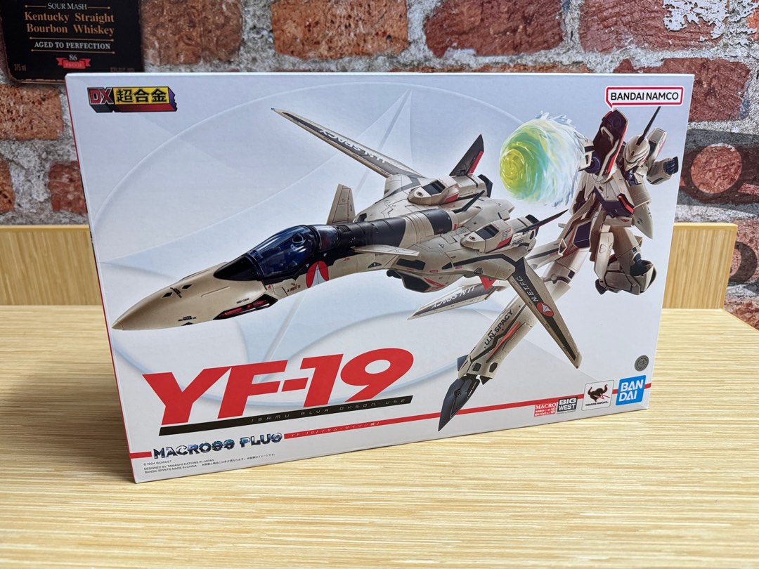 全新未開 DX 超合金 VF 19 YF-19 Macross Plus 超時空要塞 Bandai, 興趣及遊戲, 玩具 & 遊戲類 - Carousell