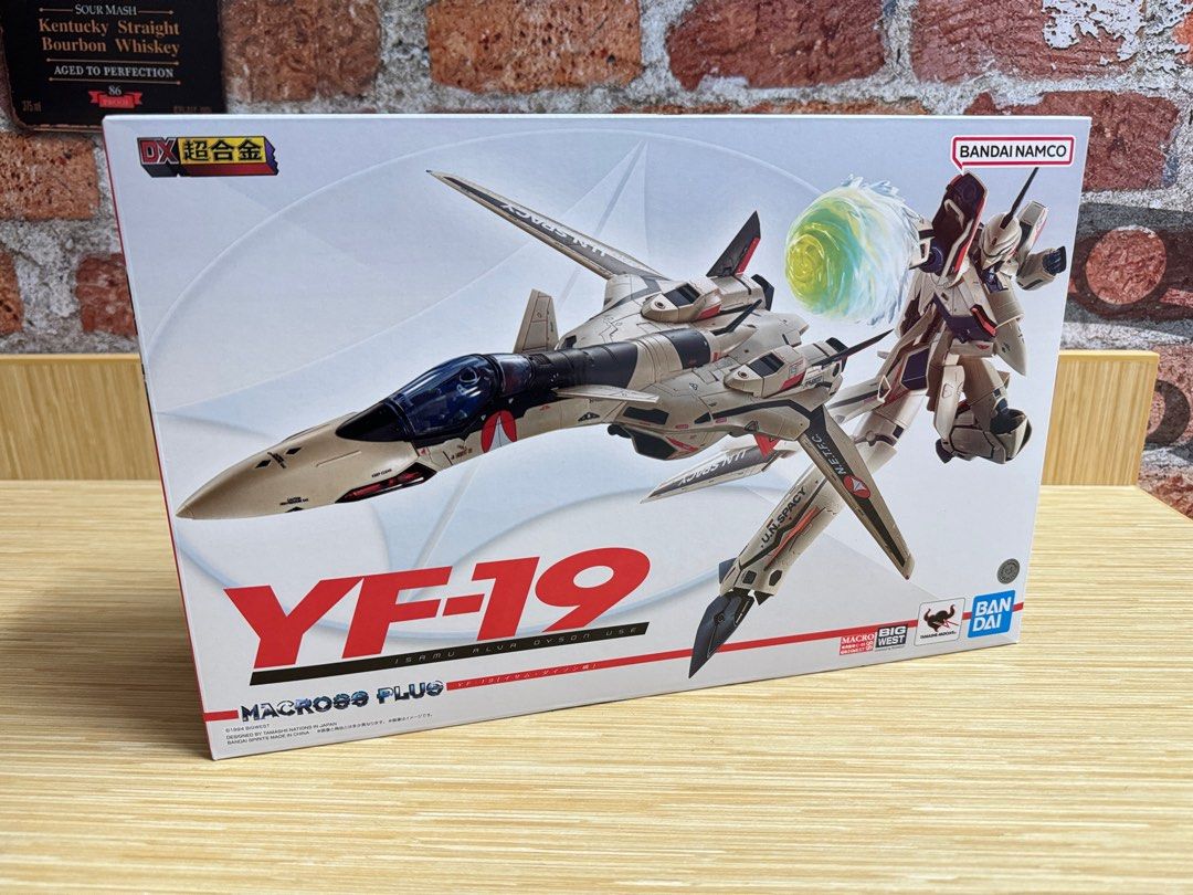 全新未開 DX 超合金 VF 19 YF-19 Macross Plus 超時空要塞 Bandai, 興趣及遊戲, 玩具 & 遊戲類 - Carousell