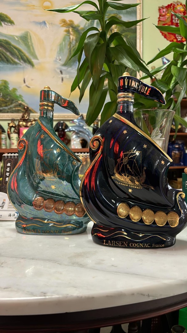 Cognac Larsen Invincible Fine Champagne 700ml, Food & Drinks, Alcoholic ...