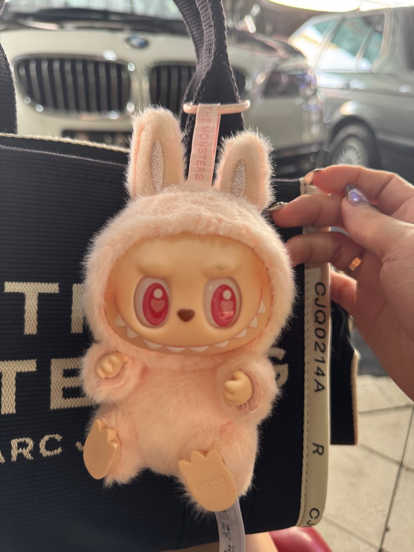 DADA Labubu Have a seat 100% ORI, Toys & Collectibles, Mainan di Carousell