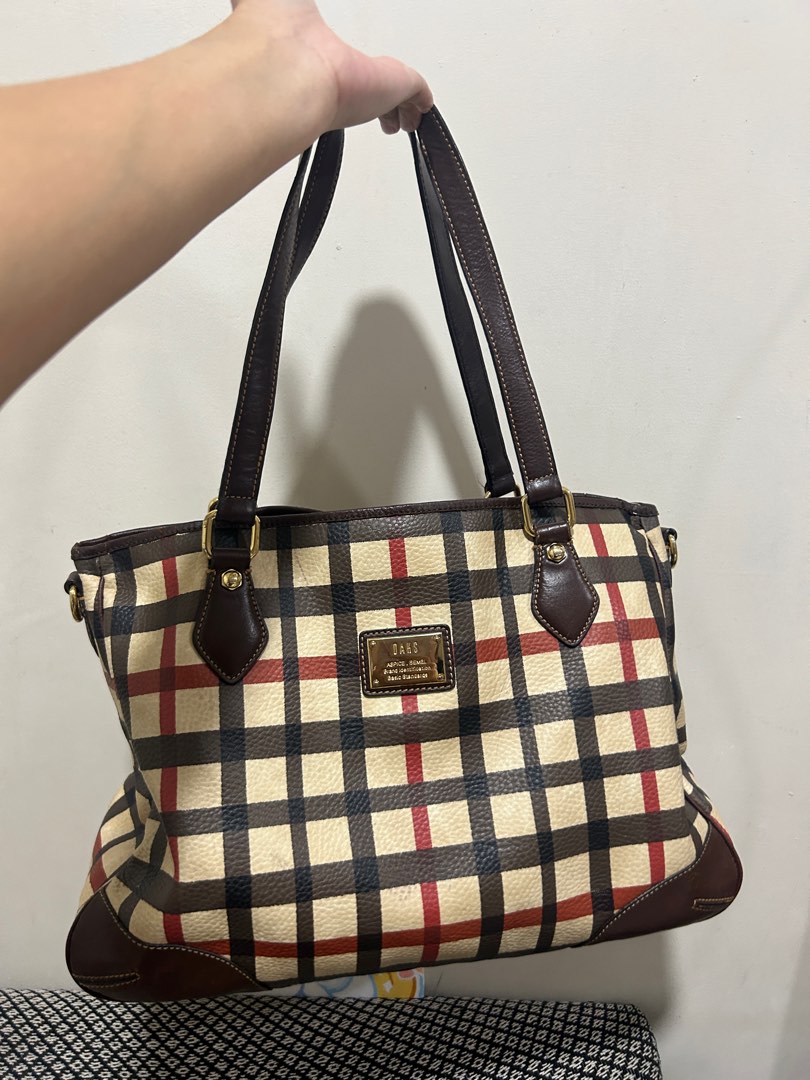 Daks semi-large bag, Luxury, Bags & Wallets on Carousell