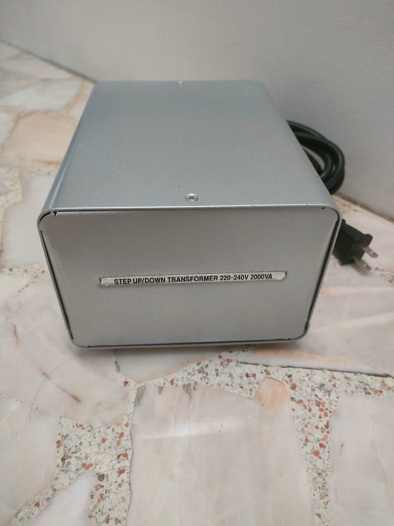 (Free mail) Kashimura Transformer Step up/ Step Down Voltage Converter ...