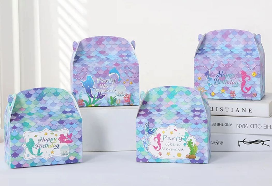 Goodie bag box on Carousell