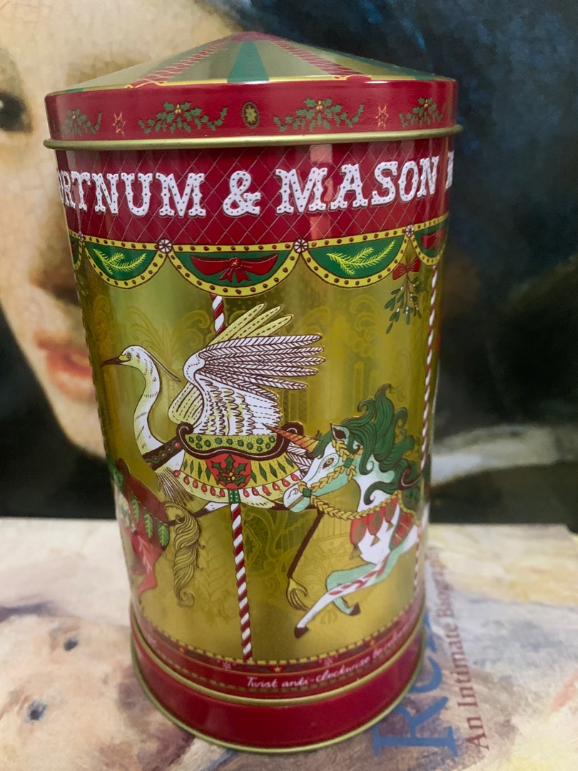 Vintage Lovely Fortnum and Mason 🎶 🎵 musical tin , plays “Jingle bells ...