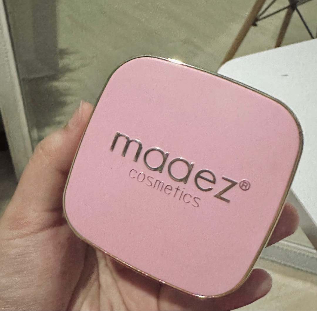 Maeez Powder Foundation - code White Chocolate, Beauty & Personal Care ...