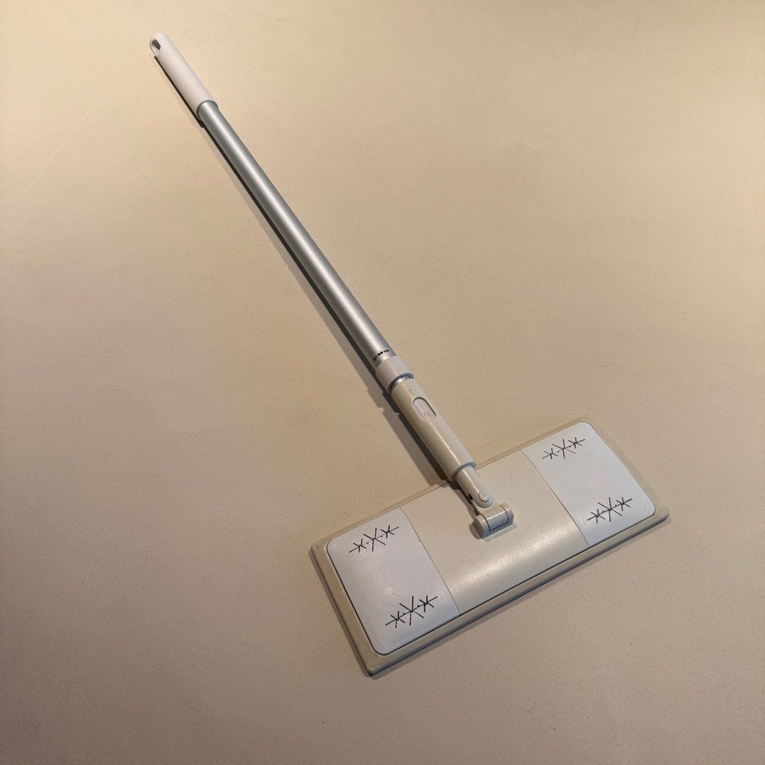 MUJI Floor Mop, Furniture & Home Living, Cleaning & Homecare Supplies ...
