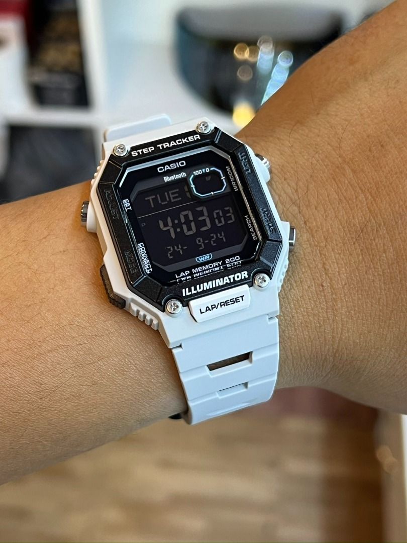 ORIGINAL CASIO Digital Step Tracker Smartphone Link White Resin Band Watch WS-B1000-8B, Men's ...