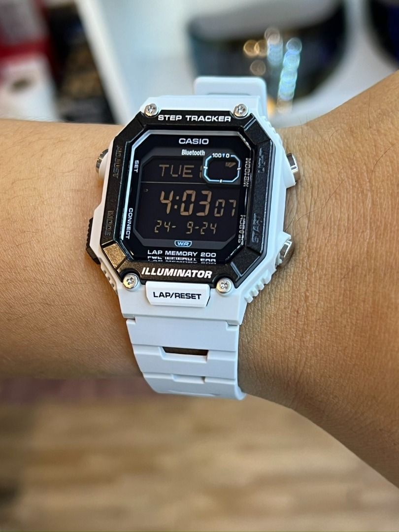 ORIGINAL CASIO Digital Step Tracker Smartphone Link White Resin Band Watch WS-B1000-8B, Men's ...