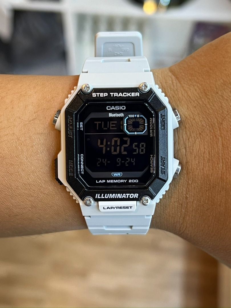 ORIGINAL CASIO Digital Step Tracker Smartphone Link White Resin Band Watch WS-B1000-8B, Men's ...