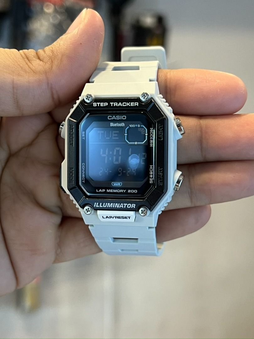 ORIGINAL CASIO Digital Step Tracker Smartphone Link White Resin Band Watch WS-B1000-8B, Men's ...