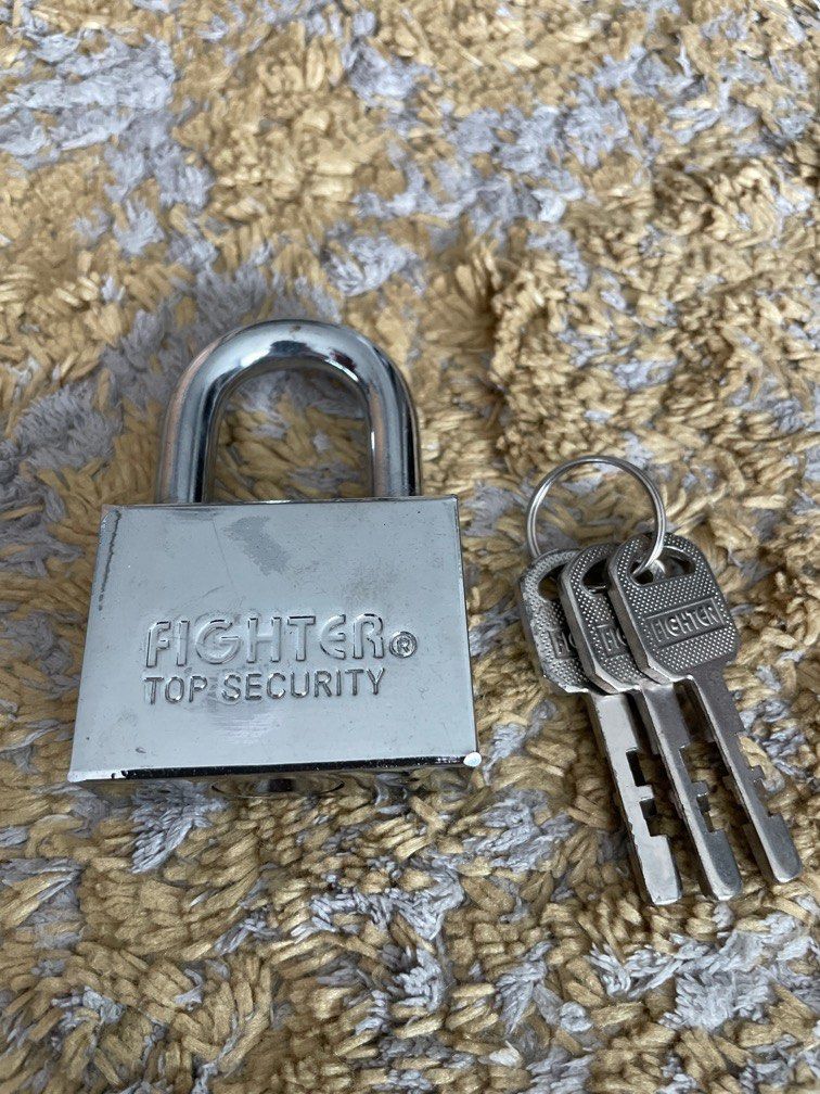 Padlock Fighter Top Security, Furniture & Home Living, Security & Locks ...