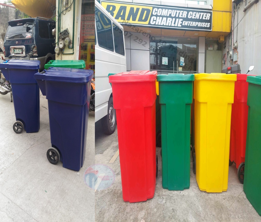 Rolling bin Trash bin w/wheels 561, Furniture & Home Living, Cleaning ...