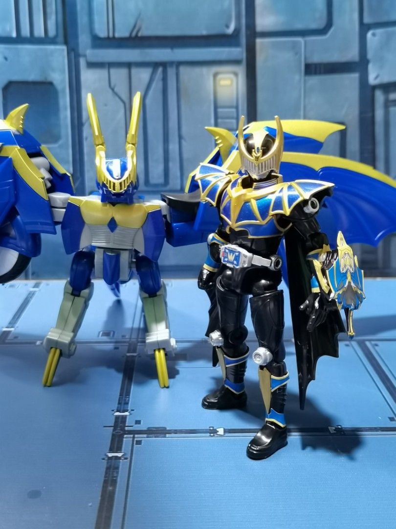So-Do Chronicle Kamen Rider Ryuki Knight Survive & P-Bandai Dark Raider ...