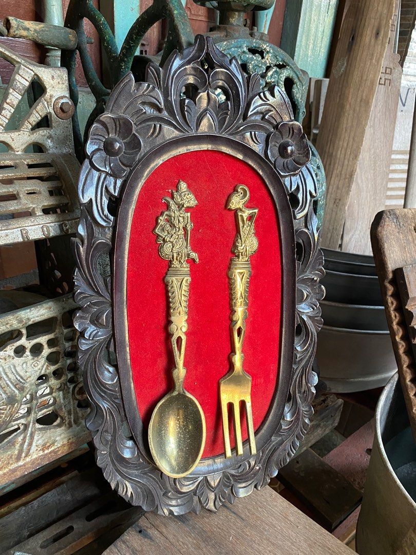 Sudu Garfu Wayang Kulit Tembaga Antik, Furniture & Home Living, Home ...