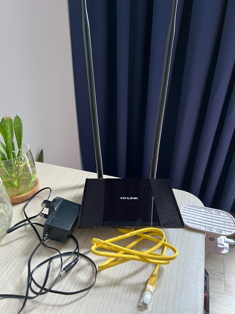 TP-Link Router (WR841HP), Computers & Tech, Parts & Accessories ...