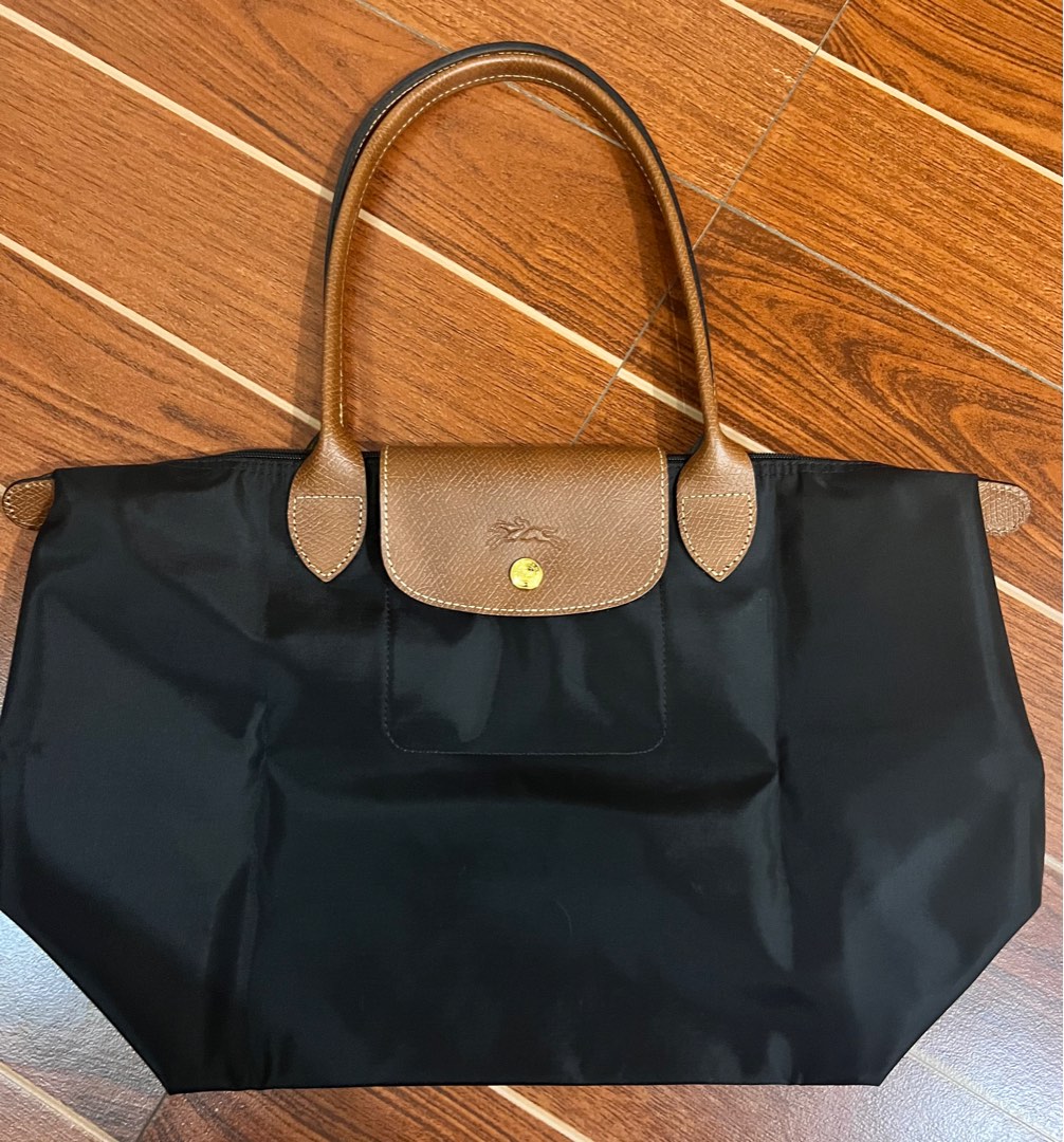 Authentic Longchamp Le Pliage Classic, Luxury, Bags & Wallets on Carousell