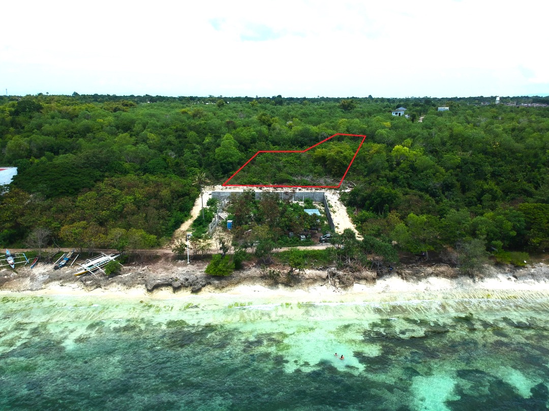 Beachlot in San Isidro Dauis, Panglao Island Bohol overlooking white ...