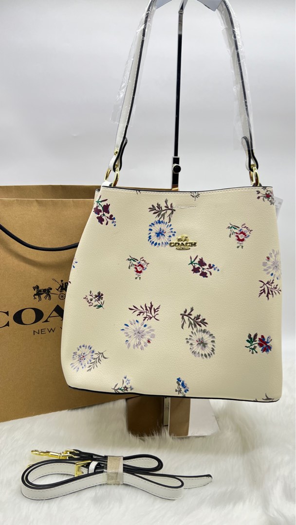 Co@ch bucket bag, Women's Fashion, Bags & Wallets, Shoulder Bags on ...