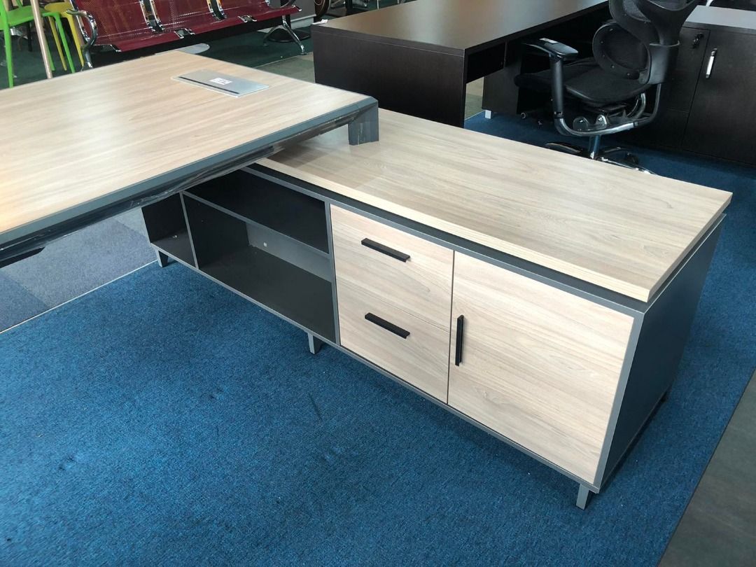 Ergodynamic CMJA02-2318R 2.3 m Executive desk, with fixed Right Hand ...