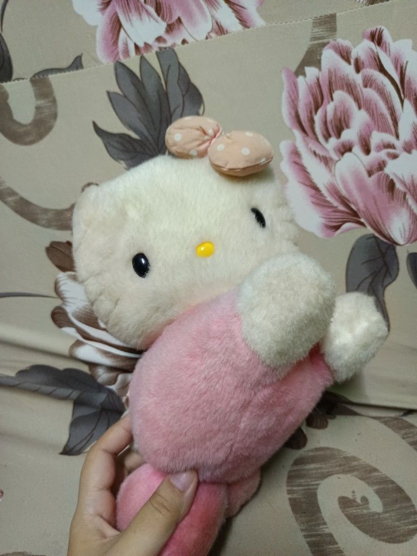 Hello Kitty Baby Vintage, Hobbies & Toys, Toys & Games on Carousell