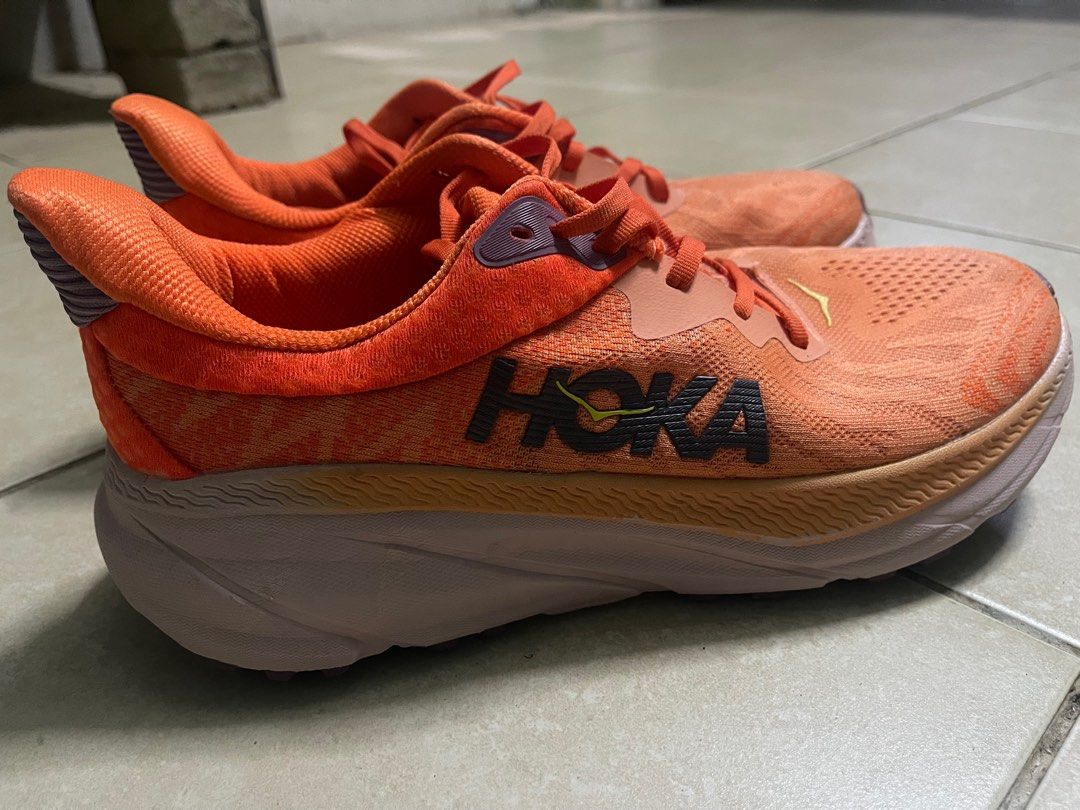 Hoka Challenger atr 7, Sports Equipment, Exercise & Fitness, Cardio ...