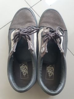 Kasut Vans, Men's Fashion, Footwear, Sneakers on Carousell