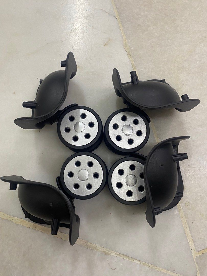 Luggage Wheel / Roda Beg, Hobbies & Toys, Travel, Luggages on Carousell