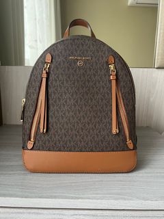 Michael Kors Signature Raven Medium Backpack, Women's Fashion, Bags ...