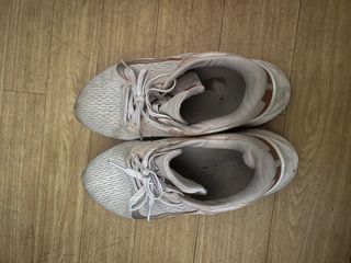 Running shoes, Women's Fashion, Footwear, Sneakers on Carousell