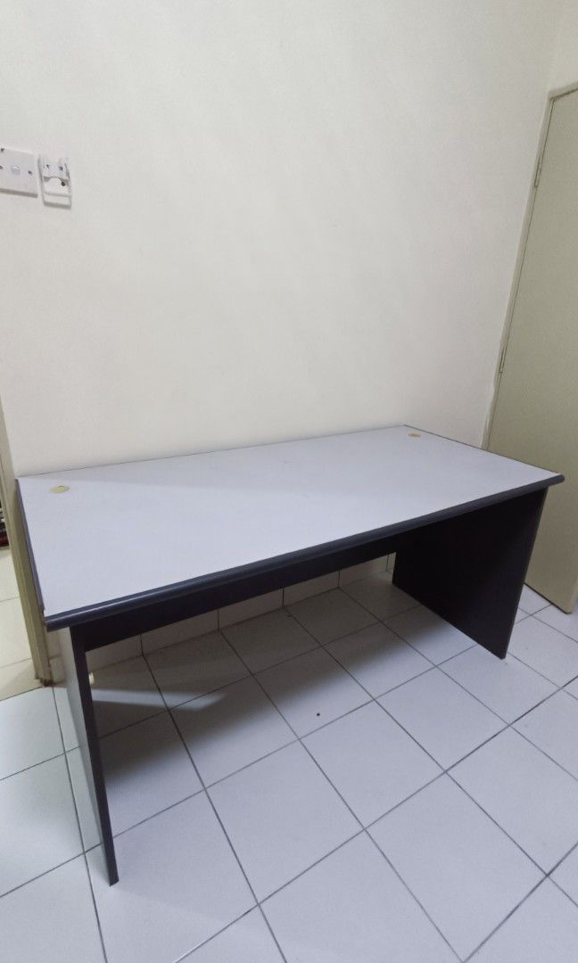 Office Admin Table | Meja Ofis |桌子, Furniture & Home Living, Furniture ...