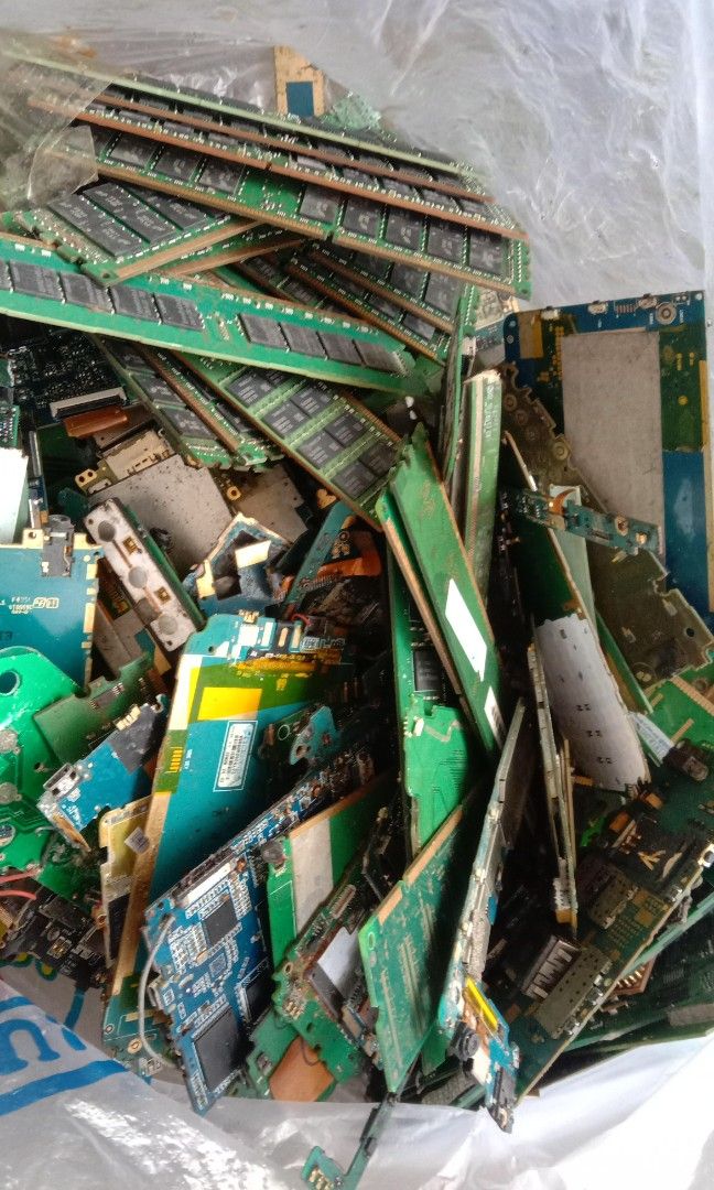 Ram, processor,litar phone ( e waste), Everything Else, Others on Carousell