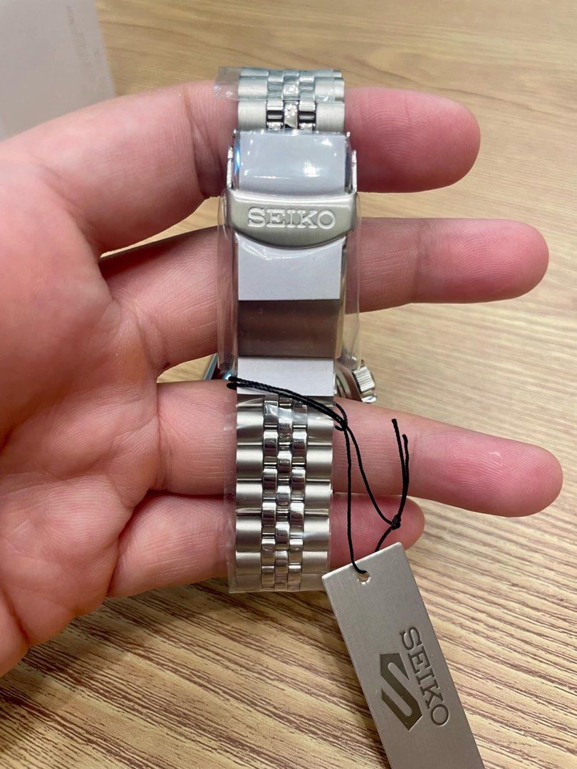 Seiko SSK035K1 SKX “Sprite” GMT, Luxury, Watches on Carousell