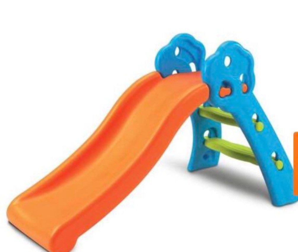 Toys R Us fun slide, Hobbies & Toys, Toys & Games on Carousell