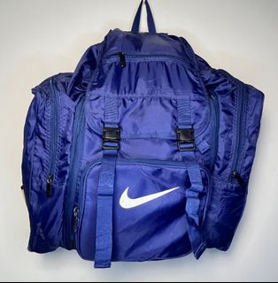 Vintage Nike backpack, Men's Fashion, Bags, Backpacks on Carousell