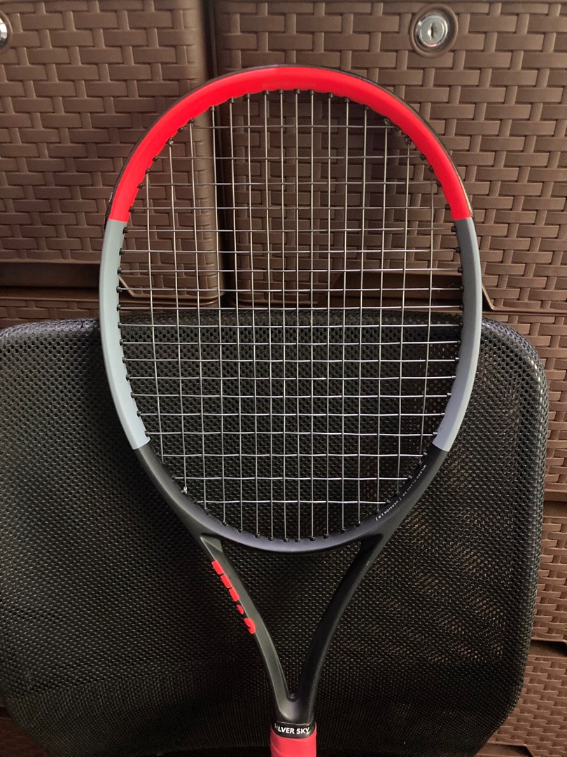Wilson Clash 98 V1 Tennis Racket, Sports Equipment, Sports & Games ...