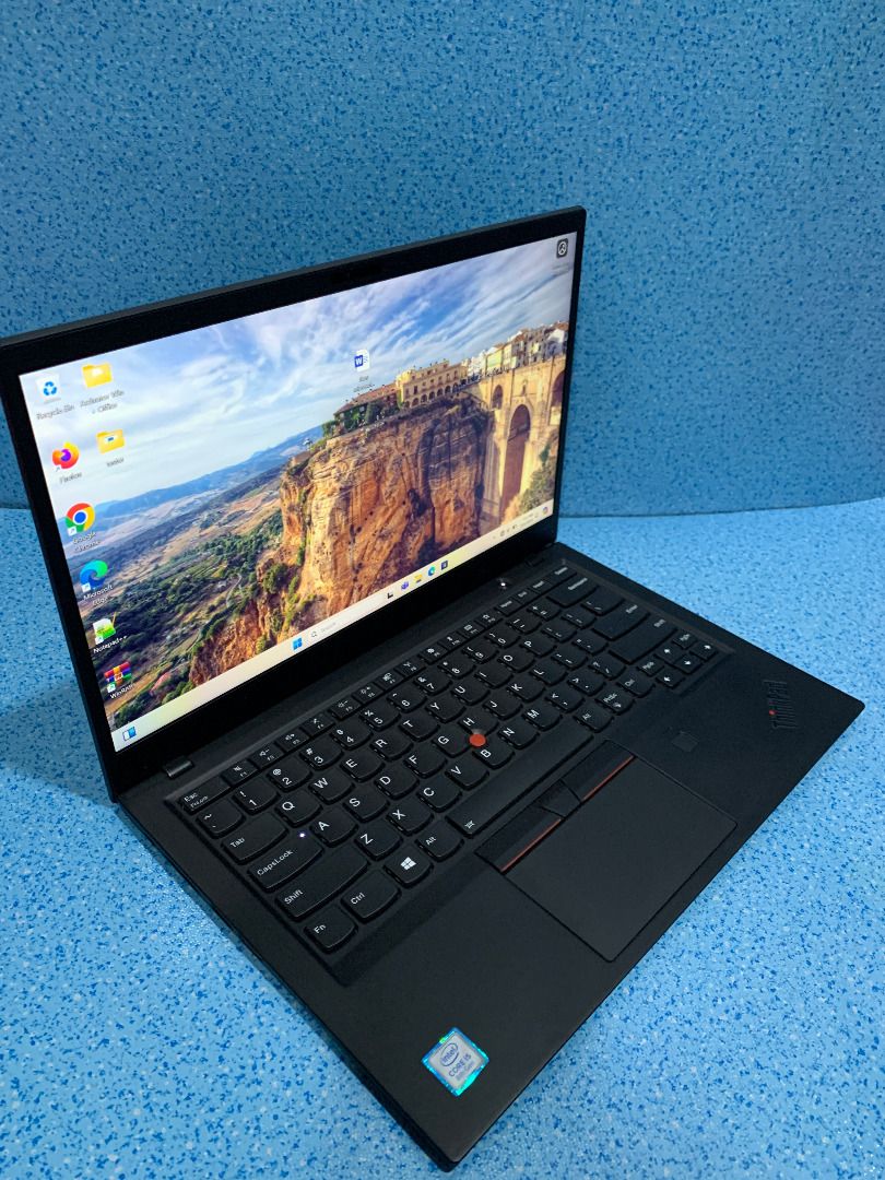 X1 carbon Thinkpad gen 6/i5/8th gen/8 GB Ram/256 SSD /30 days warranty ...