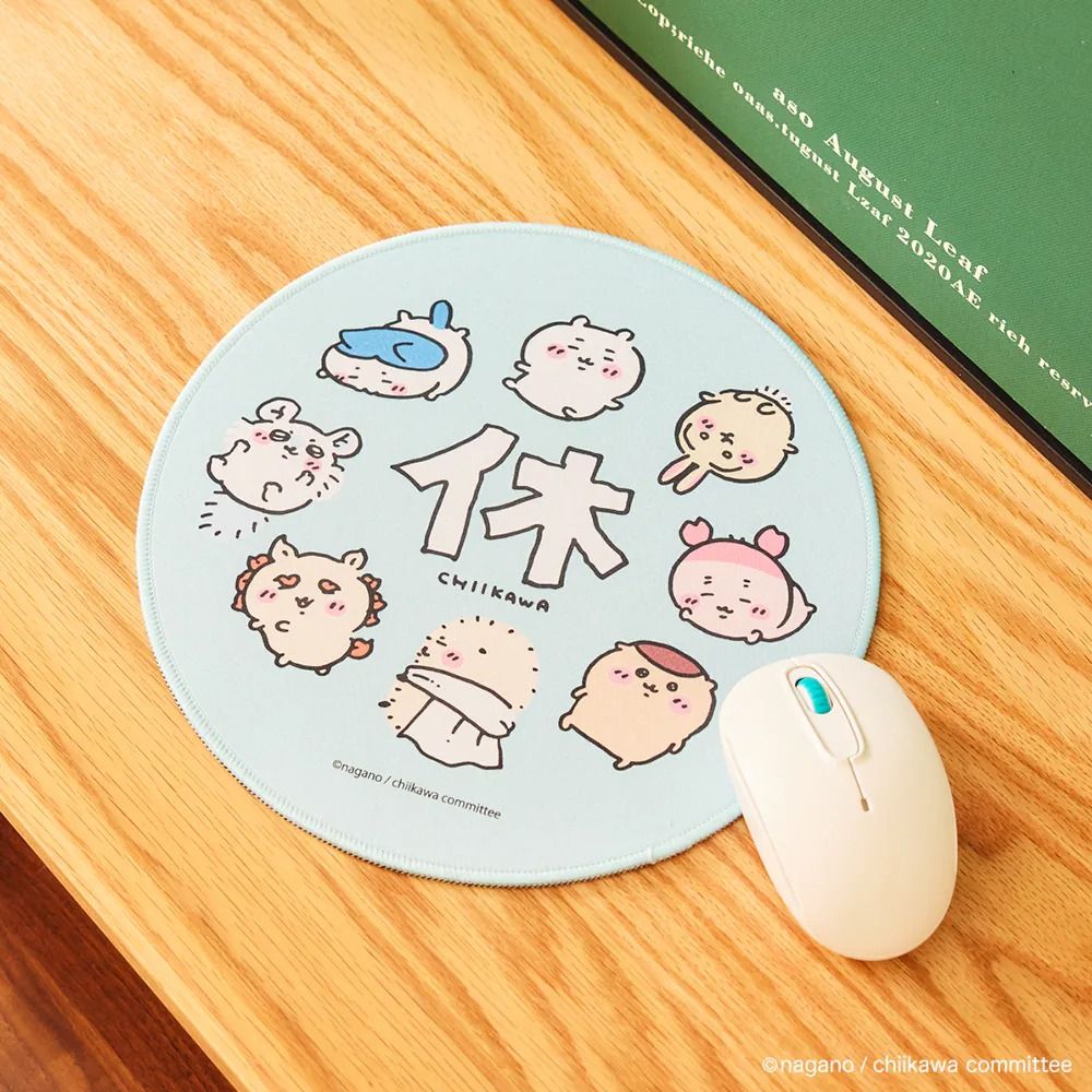 台灣代購 Chiikawa Mouse Pad 吉伊卡哇 滑鼠墊 桌墊, 電腦＆科技, 電腦周邊及配件, 電腦周邊產品 - Carousell