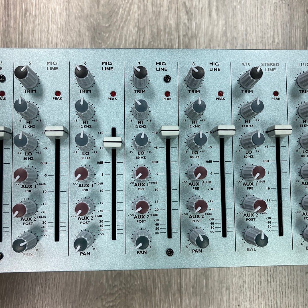 Alesis MultiMix 12R Rackmount 12-Channel Mixer, Hobbies & Toys, Music ...