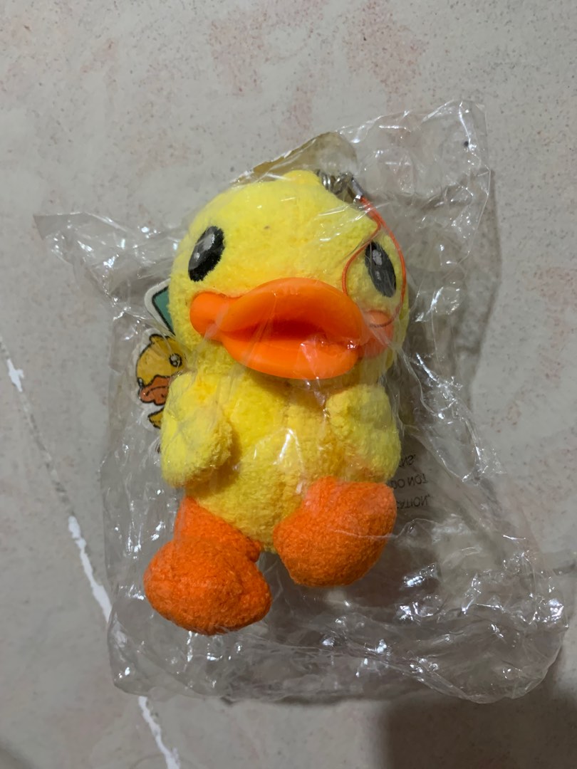 「絕版」B Duck 公仔鎖匙扣, 興趣及遊戲, 玩具 & 遊戲類 - Carousell