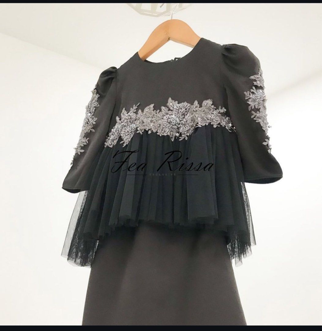 Baju kurung kids, Women's Fashion, Muslimah Fashion, Baju Kurung & sets ...